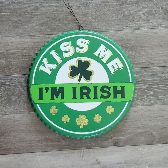 Art | Metal Irish Bottlecap Sign | Poshmark
